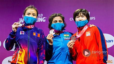 Чөлөөт бөхийн насанд хүрэгчдийн Азийн аварга шалгаруулах тэмцээнээс мөнгөн медаль хүртэв