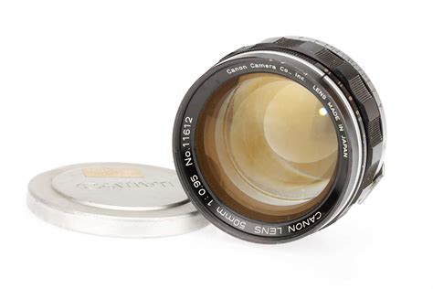Lot 25 A Canon F 0 95 50mm Dream Lens