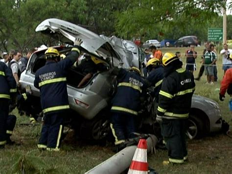 Acidente Da Epia Norte Deixa Uma Pessoa Morta E Dois Feridos Df2 G1
