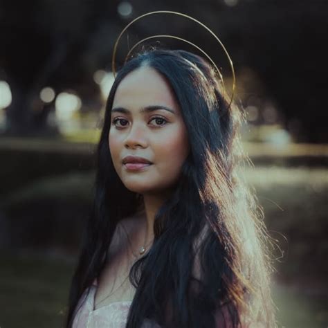 Riah Tunupopo Its Just Ria Threads Say More