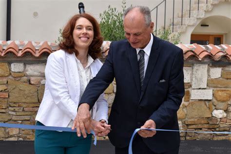 Palazzo Gravisi Giardino Più Fruibile E Funzionale