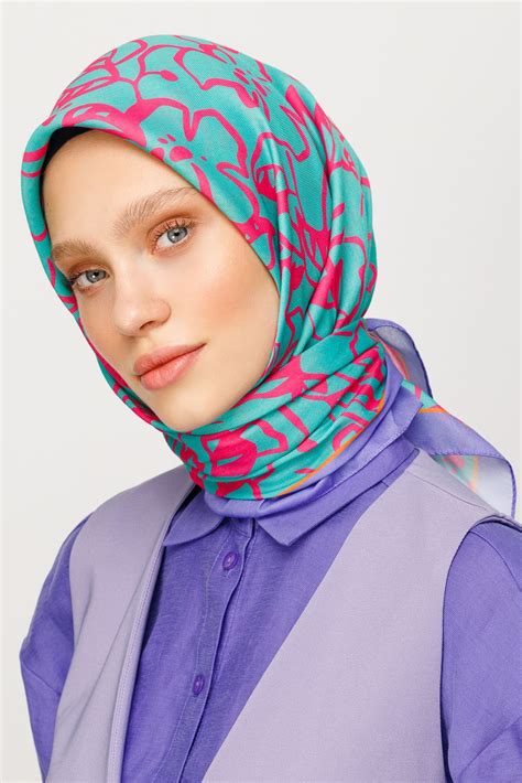 Floral Desen Dijital Soft Eşarp Mooncorn