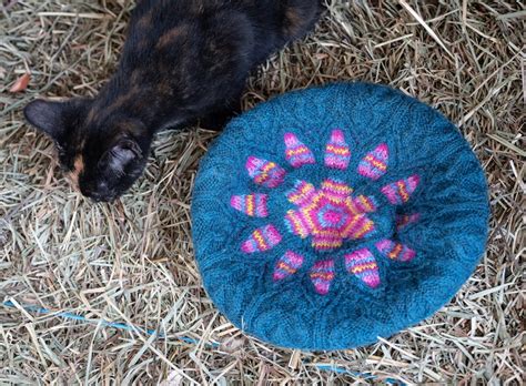 Notre Dame Tam To Knit Farm And Fiber Knits Library