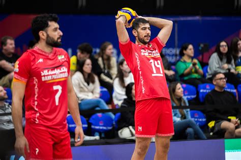 جواد کریمی برای ایران می‌جنگیم طرفداری