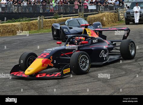 Hamda Al Qubaisi Red Bull Tatuus F4 T 421 F1 Academy Twenty Years Of