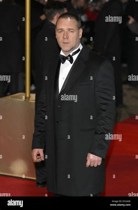 Russell Crowe Les Miserables Uk Premiere London England Uk 05 December