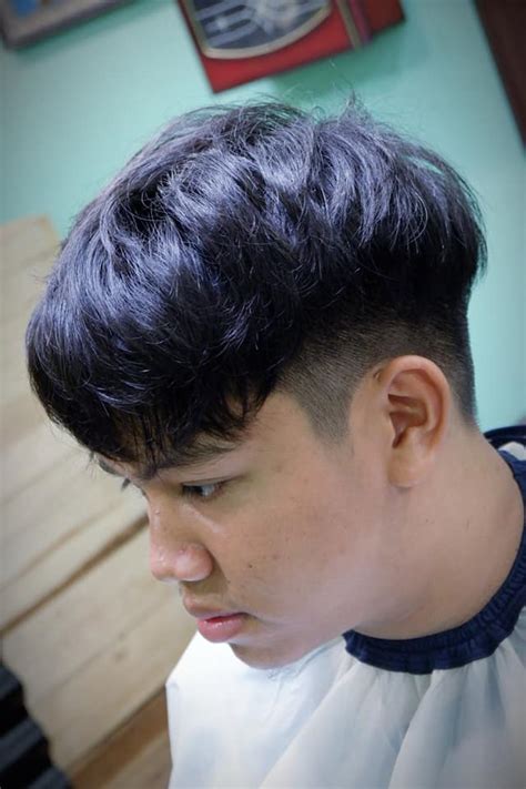 สหายนิยม Hairstyle Two Block Cutandstyle ช่างเอ