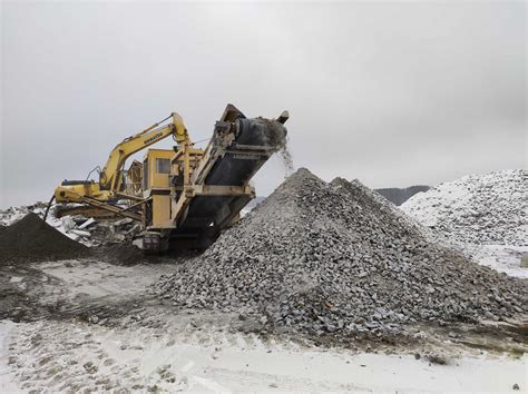 Kruszenie Betonu Kucie w Betonie Wyburzenia i Rozbiórki Wrocław Wrocław
