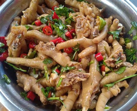 【分享一道自制凉拌鸡爪的做法步骤图】爱吃美食的谢谢大朋友下厨房