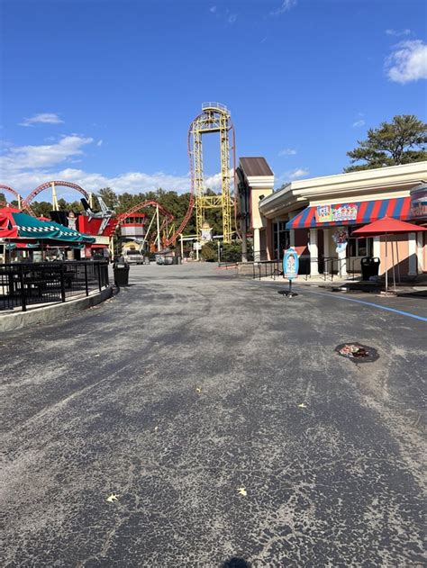 Where Is Everyone At Sex Flags Rrollercoasterjerk