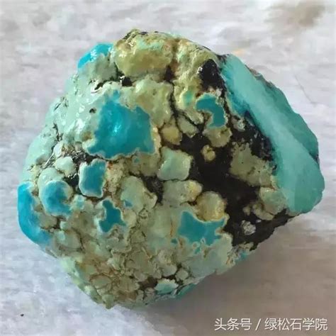 綠松石上的鐵線是什麼物質 每日頭條
