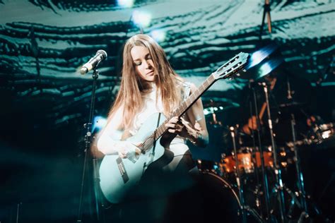 Группа Taish поразила публику откровенными кадрами МК