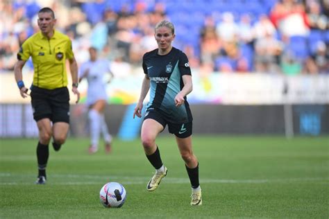 Arsenal And Gotham Fc Agree To 100000 Transfer Of Uswnt Defender
