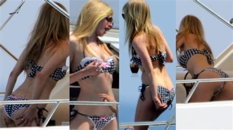 【画像】アヴリル・ラヴィーンの乳首画像が流出！！ エロすぎだろw ポッカキットポッカキット