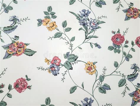 Old Fashioned Flower And Ivy Wallpaper Pattern Stock Image Image Of