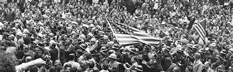 Author Of The Hardhat Riot Nixon New York City And The Dawn Of The