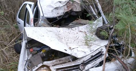 G1 Carro Bate Em Cavalo E Fere Dois Assessores E Prefeito De Piranhas