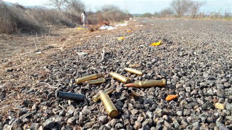 Violencia En Oeste De México Desplaza A Unas 35000 Personas Chicago