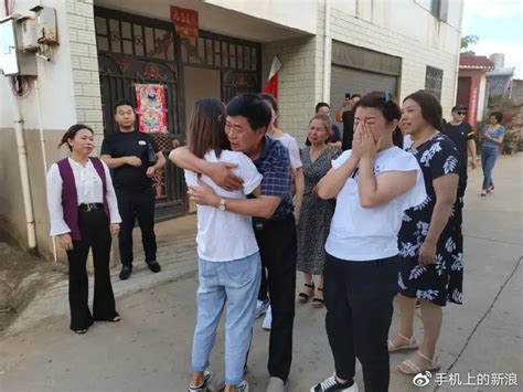 母亲被杀，自己被拐，22年后她终于回家！