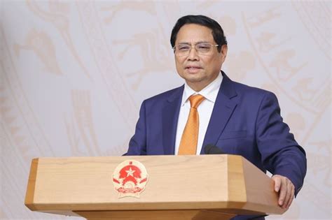 越南政府总理范明正主持召开2024年经济外交工作会议