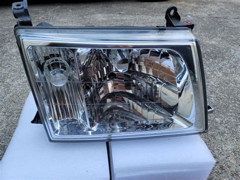 Sold Maryland 100 Headlights Turn Signals Foglights And Lx470