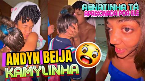 EITA ANDYN BEIJA KAMYLINHA NA FRENTE DO HYTALO E DEU RUIM RENATINHA IMITANDO A KAMYLINHA