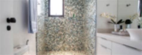 Baños modernos regaderas espectaculares homify