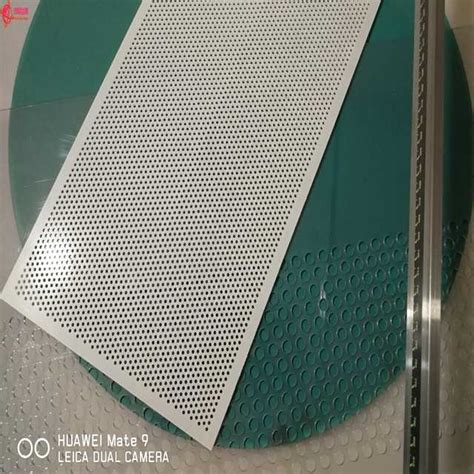 Perforated Plastic Continuous Soffit Vents Efficient Ventilation