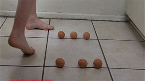 Audreys Egg Crush Audrey Holiday Clips Clips4sale