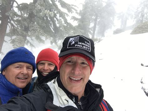 Un Escritor Empresario Y Veterano De Guerra De Eeuu Murió Mientras