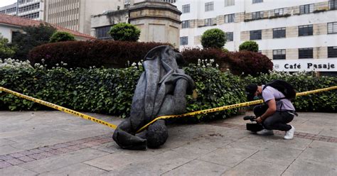 Esculturas De Jiménez De Quesada Y Del Bolívar Ecuestre Afectadas En