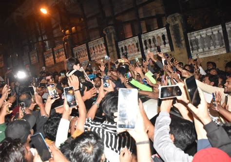Abdu Rozik Pictures From Shah Rukh Khan House Mannat शाहरुख खान के घर
