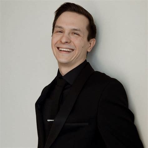 ВЕДУЩИЙ ЕКАТЕРИНБУРГ АЛЕКСАНДР КИСЕЛЕВ Kiselyov Alexandr • Threads