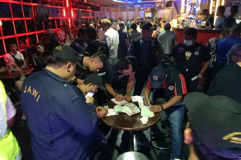 馬來西亞同性戀酒吧遭警方突襲 當局：抑制lgbt文化蔓延 上報 國際