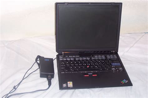 Ibm Thinkpad R31 Pentium 3113 Ghz With Dvd Rom248 Mb Ram No Hard