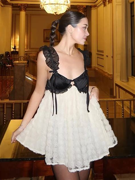Kadınlar için TARUXY beyaz çiçek dantel Backless elbise yaz kolsuz