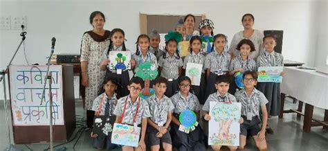 Hindi Poem Recitation Competition Class Ii To V Kaintal School