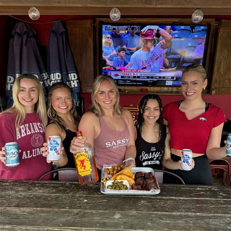 Sassys Red House Sassysredhouse • Instagram Photos And Videos