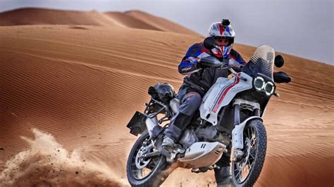 Tkc 70 Rocks Put To The Test In The Desert Spectacular Photos