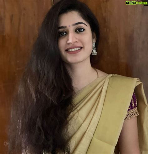 Shambhavy Gurumoorthy Wiki Biography Age Gallery Spouse And More