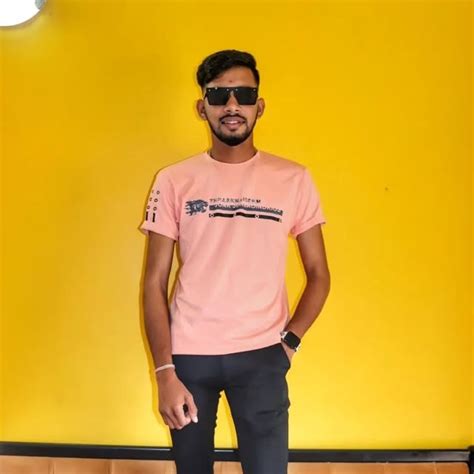 Manthan💕 Manthan 1848 • Threads Say More