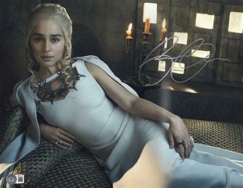 Emilia Clarke Signed 11x14 Photo Game Of Thrones Authentic Autograph