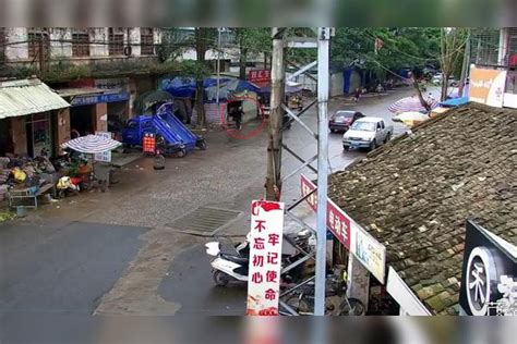 燃！街头上演“警匪大片” 民警力擒连续持刀抢劫犯