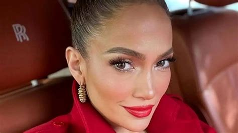 استایل خیره کننده جنیفر لوپز در دبی این زن همیشه جذاب است