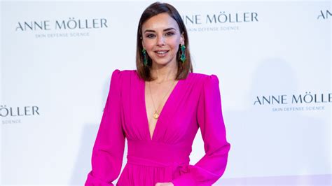 Chenoa estrena el año con un nuevo look estas son las mechas que