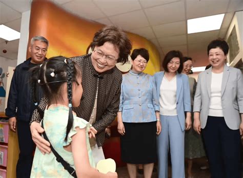 黄晓薇：牢记总书记殷殷嘱托 做好新时代儿童工作全国妇联关爱精神