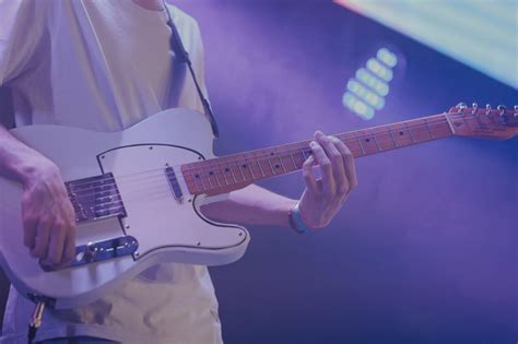 The Best Guitar Strings For Fingerstyle Playing Acoustic And Electric