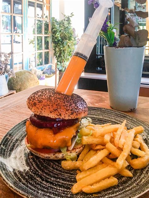 Hamburguesa Gourmet Y Papas Fritas Las Nuevas Burgers De Ramón Freixa