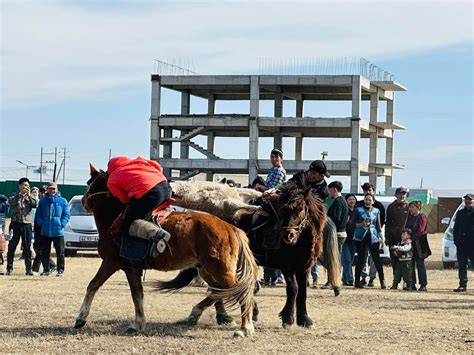 КАЗАХ ҮНДЭСНИЙ БАЯР НААДМЫН ГОЛ НААДГАЙ ТУЛАМ БУЛААЛДАХ ТЭМЦЭЭН БОЛЛОО