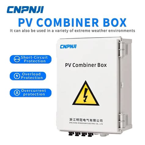 Waterproof PV Combiner Box 4 String 2 Input 1 Output Plastic Solar PV